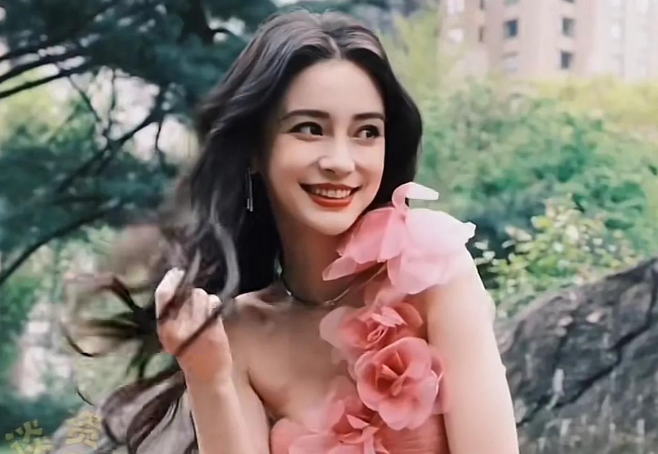 Angelababy: the goddess of beauty and gossip - iMedia