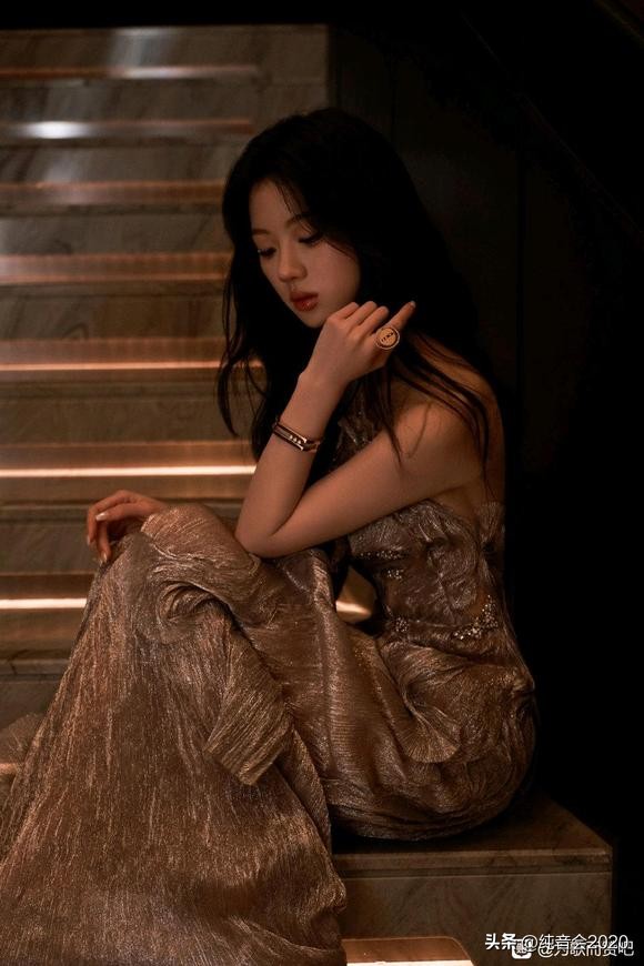 Singing tonight, you are the king——Queen of the Little Mermaid (repost ...