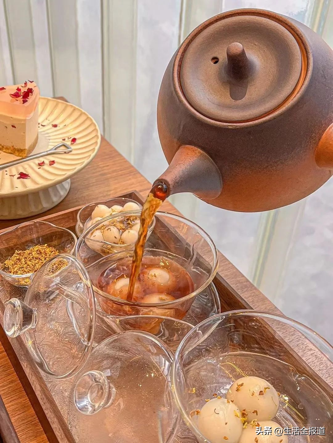 Tangyuan Yuanxiao, Yuanxiao Tangyuan, I really can't tell the ...