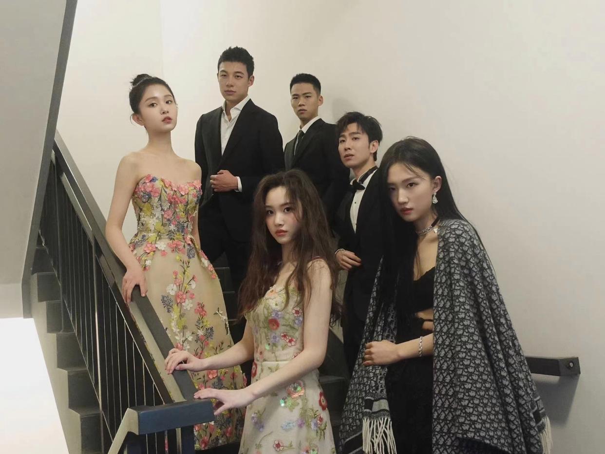 There are many failures on Weibo night, fans become blamers, hosts forcefully create hot spots ...