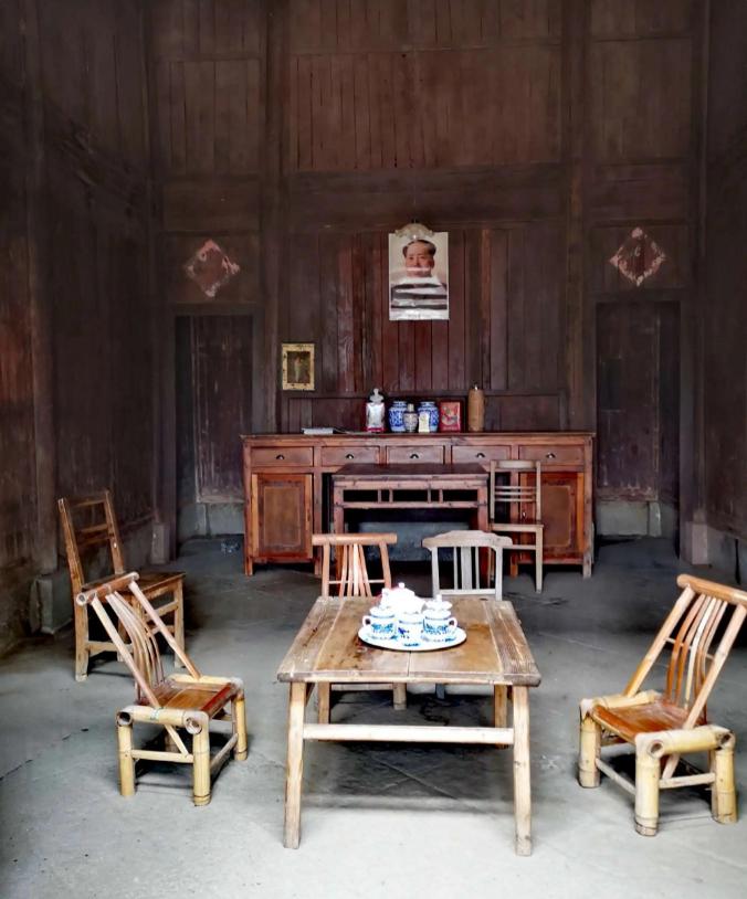 As the saying goes: "There are 3 vacancies in the family, and the ...