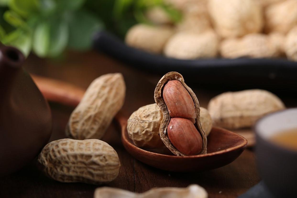 Eat a few peanuts on an empty stomach in the morning for half a month ...