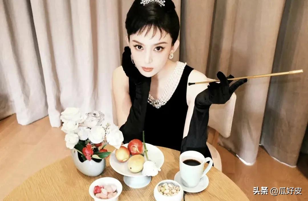 Guli Nazha cos Hepburn style is so beautiful! Who dares to challenge ...
