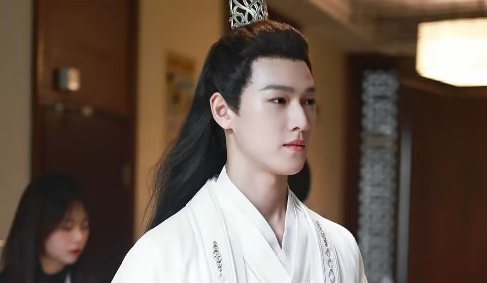 "New Immortal Sword III" warms up to start filming, Guo Xiaoting ...