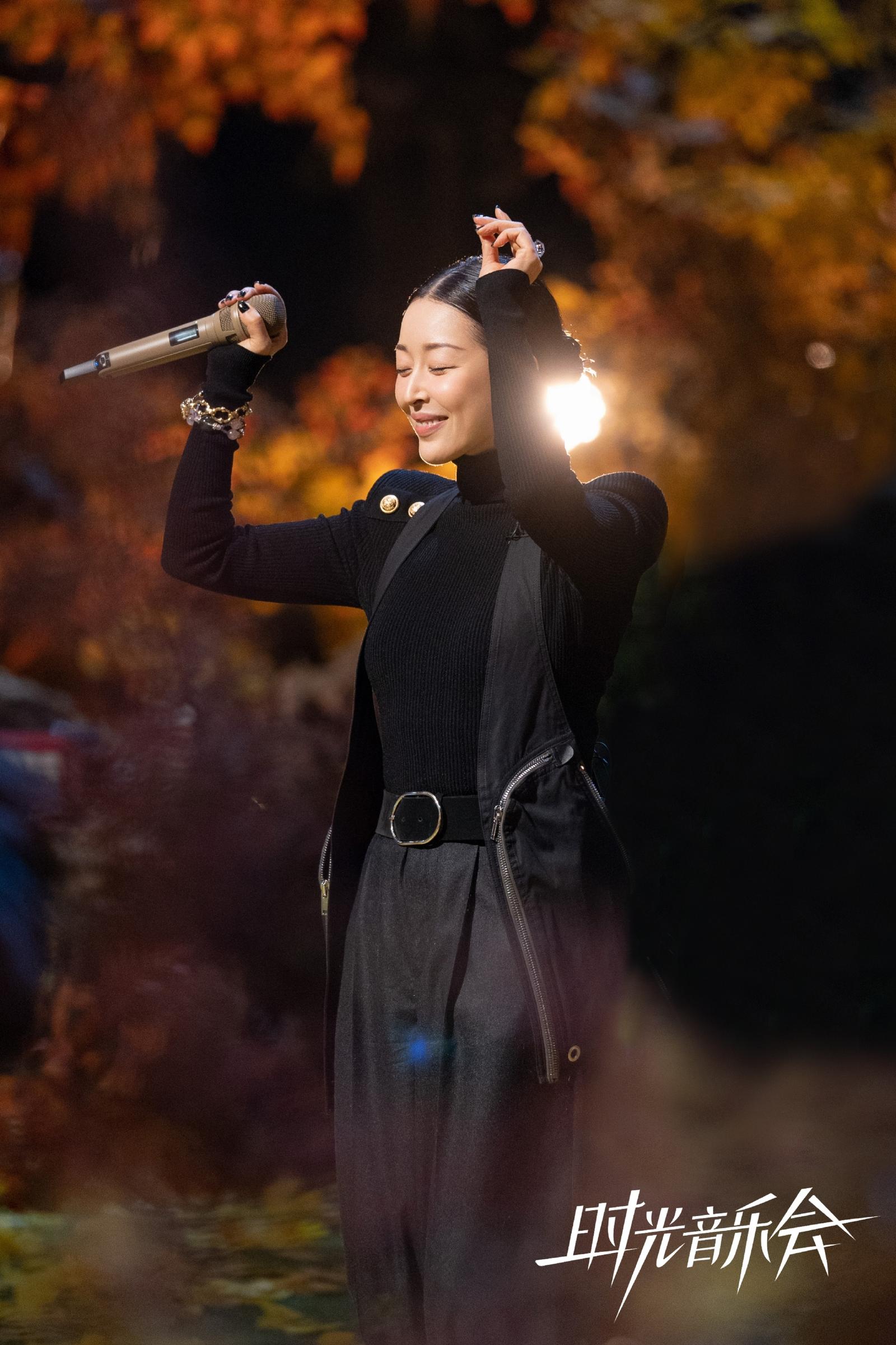 Wei Xun adapted and sang [Men KTV], which was approved by Hu Yanbin on ...