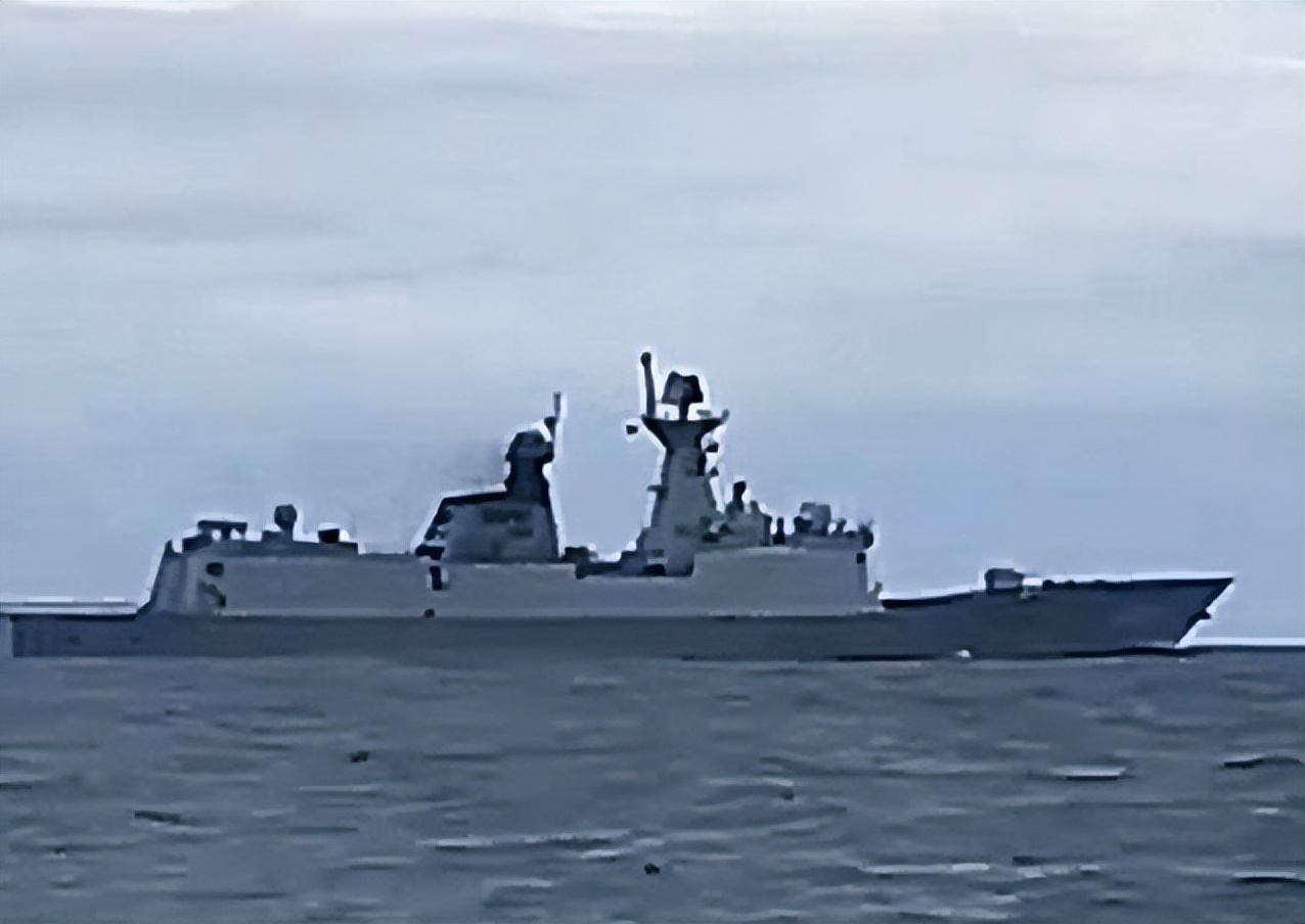 Taiwan media said that after the 054A arrives 20 nautical miles away from Suao, Taiwan Island ...