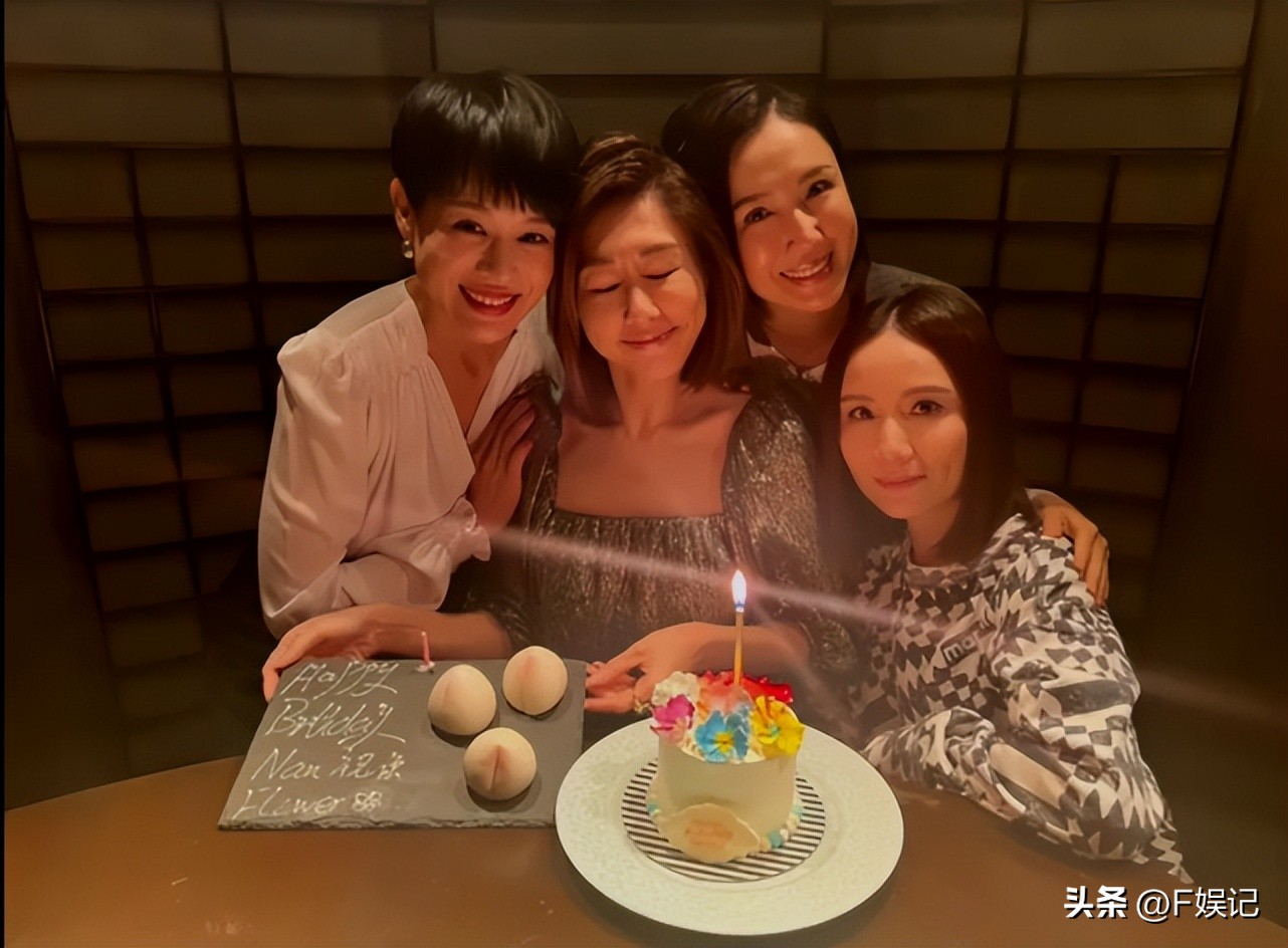 Hu Dingxin's birthday, Myolie Wu, Li Shihuan and others gathered for ...