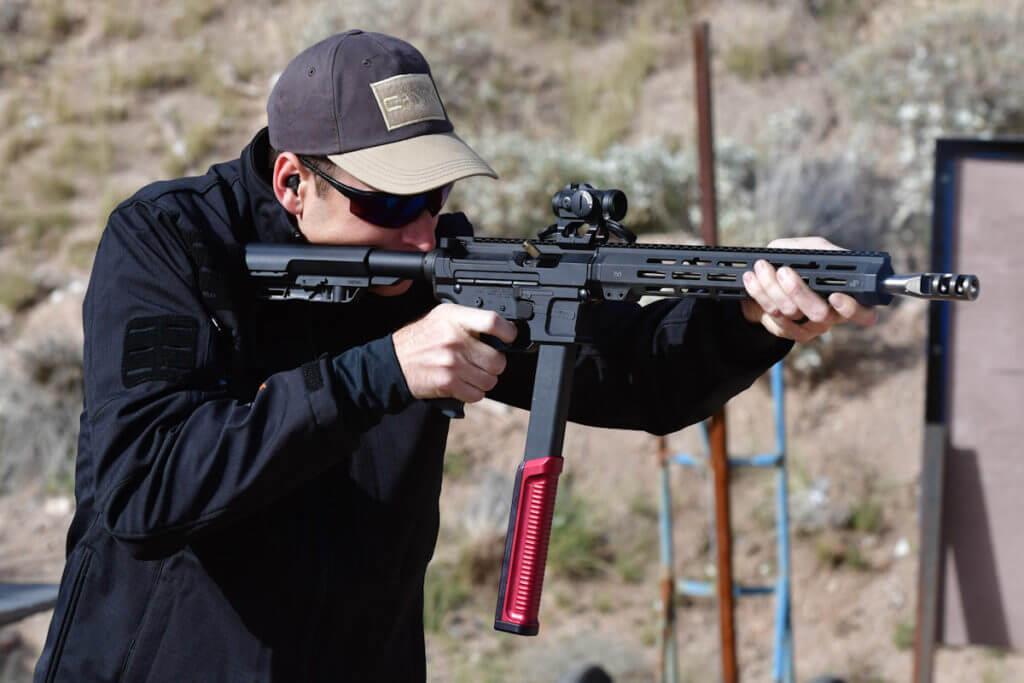 JP5 Carbine: A pistol-caliber carbine with bells and whistles, performance ceiling - iNEWS