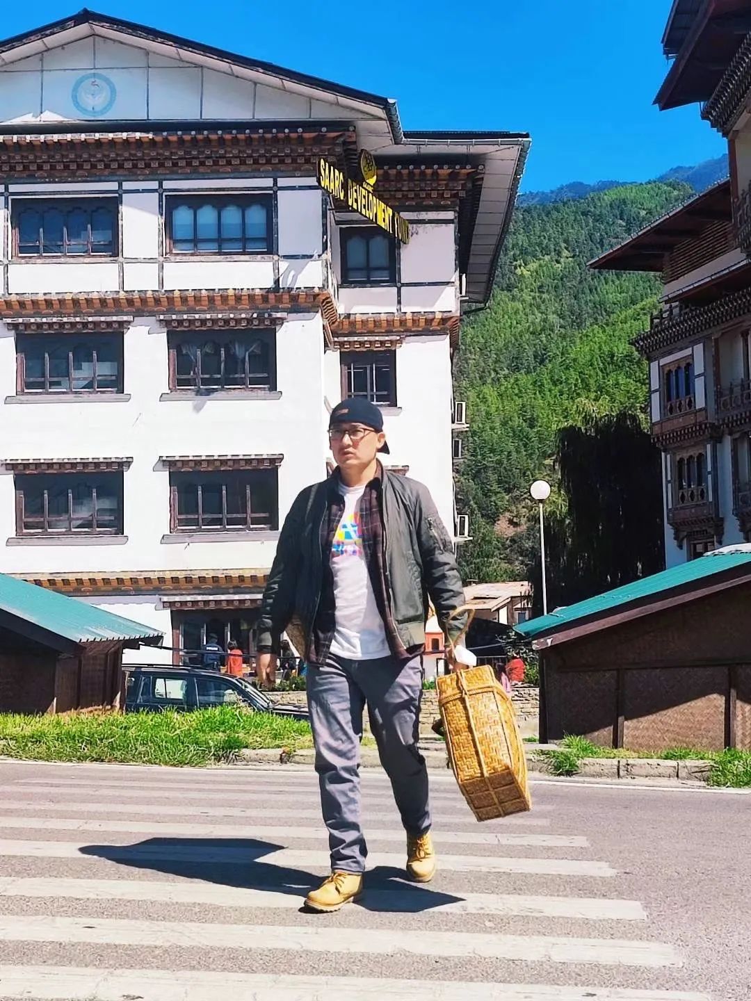 I have been in Aman Bhutan for 11 years, this place is not rich, but it ...