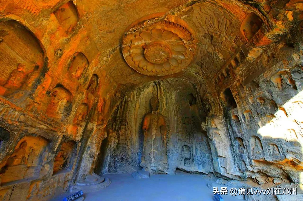 China Scenic Spots - Luoyang Longmen Scenic Spot - iNEWS