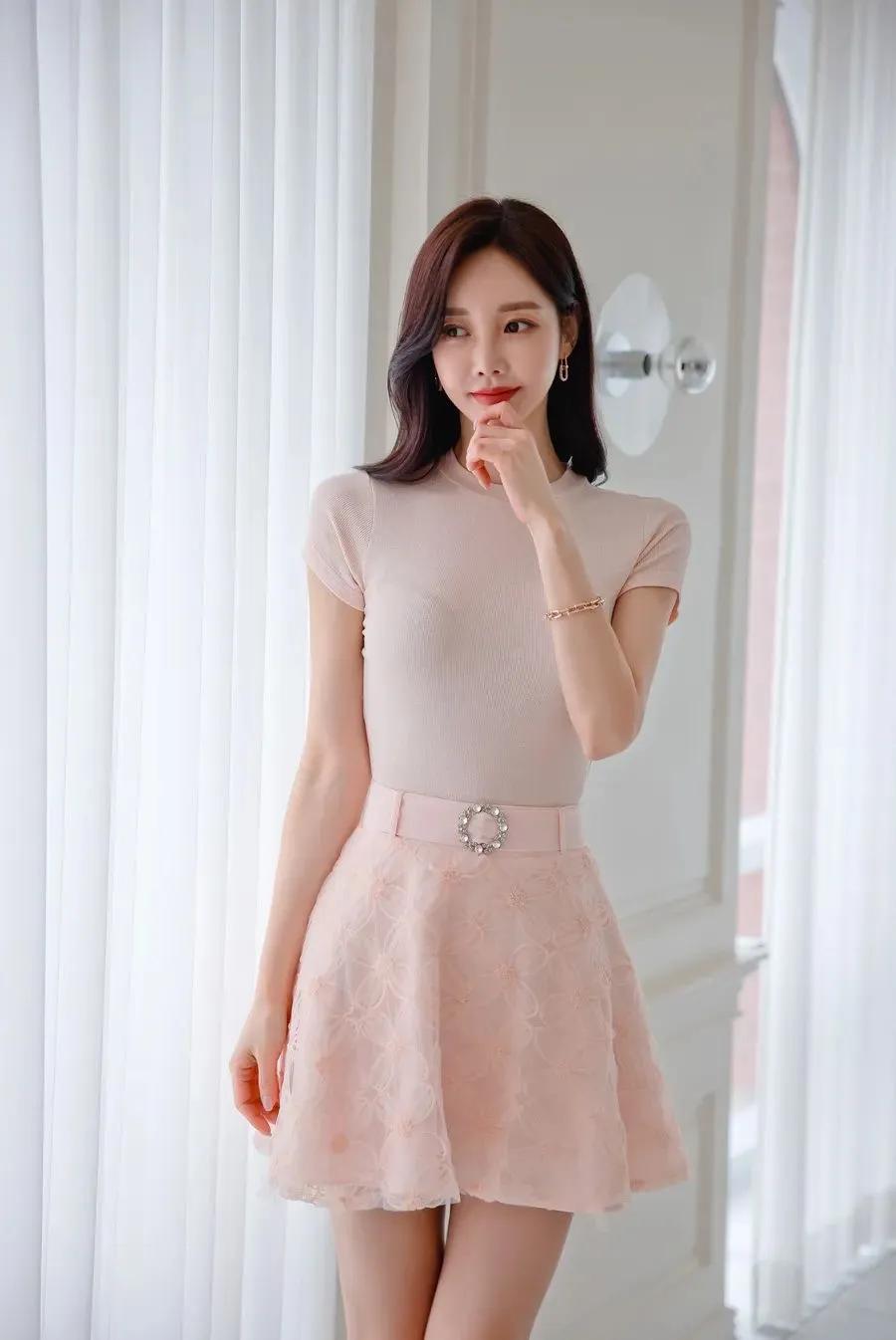Beautiful model Sun Yunzhu688 - iNEWS