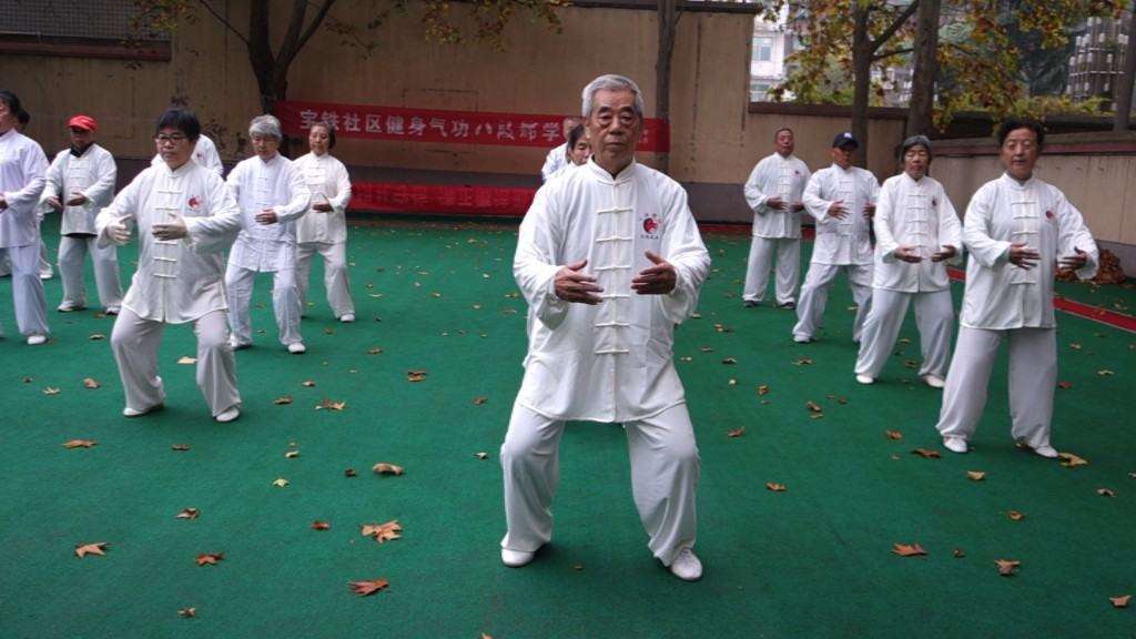 There are liars everywhere, people who lack basic common sense can ...