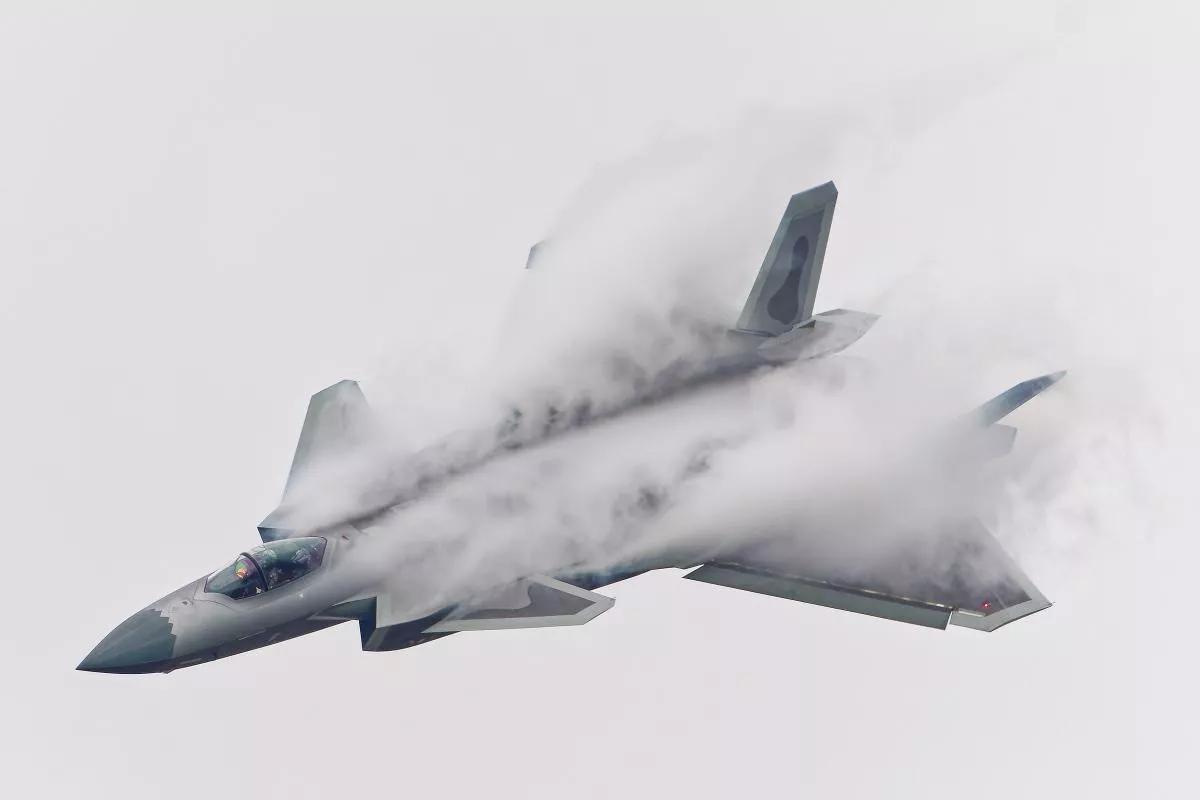 The turbofan 15 was born, and the Chinese J-20 surpassed the American F-22. The strongest fifth ...