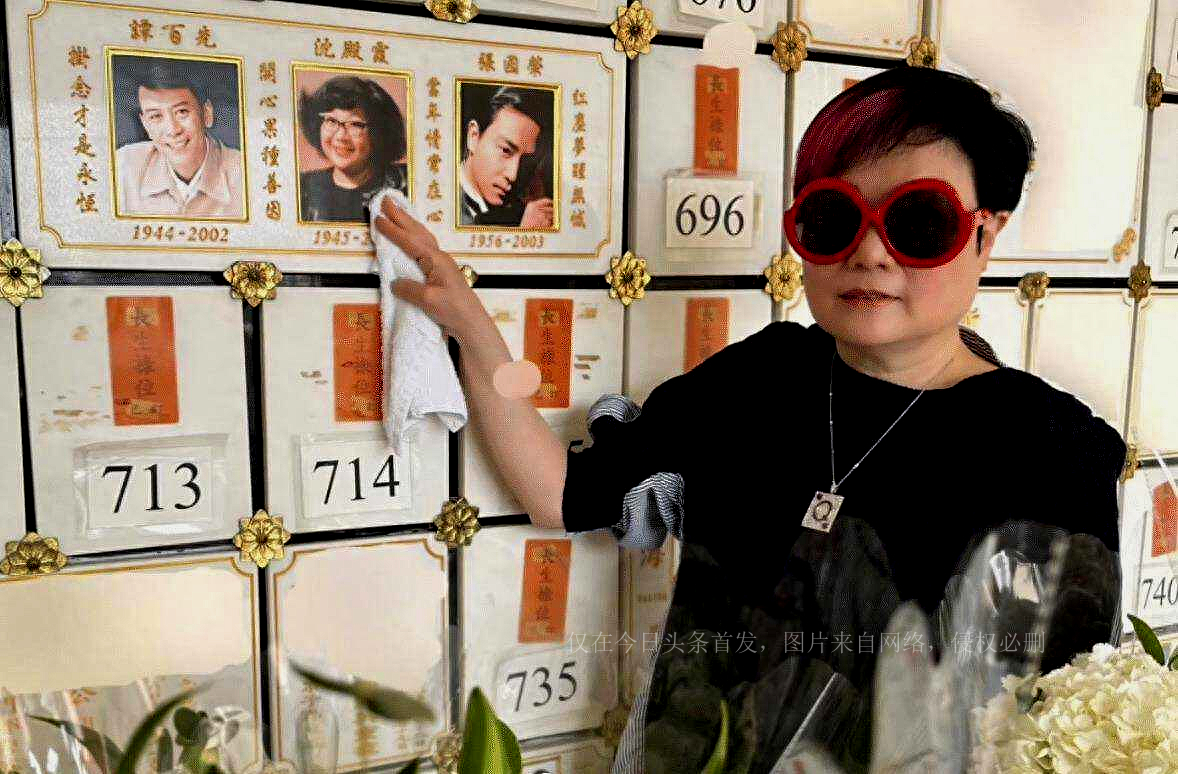 Singer Luo Wen passed away 21 years ago. His sister and sister rarely ...