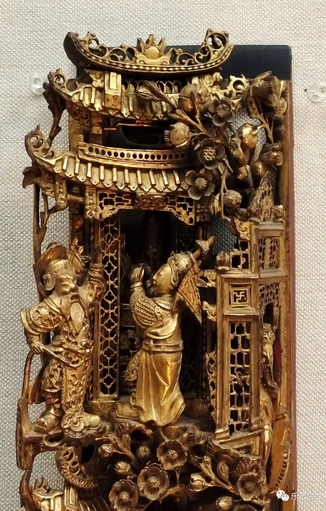 Huajiao Daxian shared "Gold and Wood Crossing - Lingnan Gold Lacquer ...