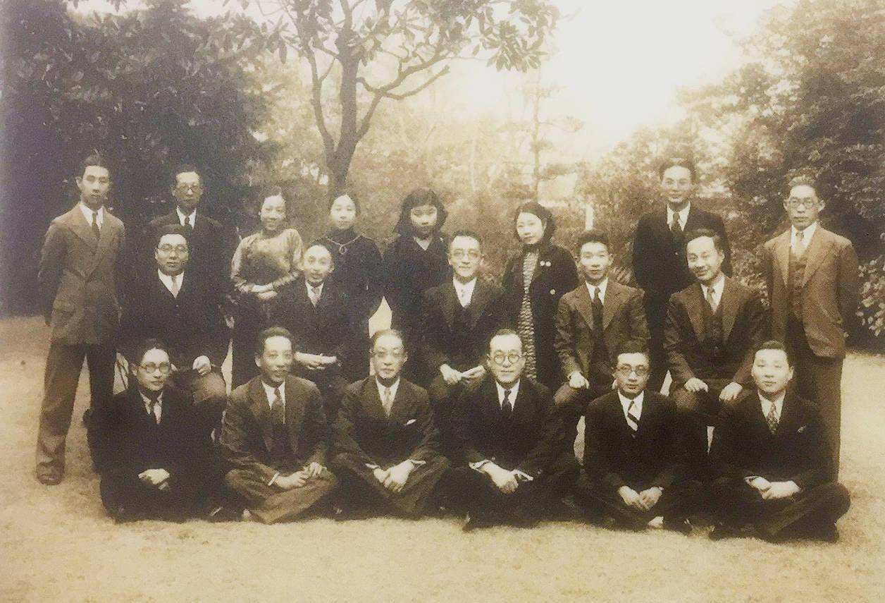 One month after the Japanese army disarmed, why did they still execute ...