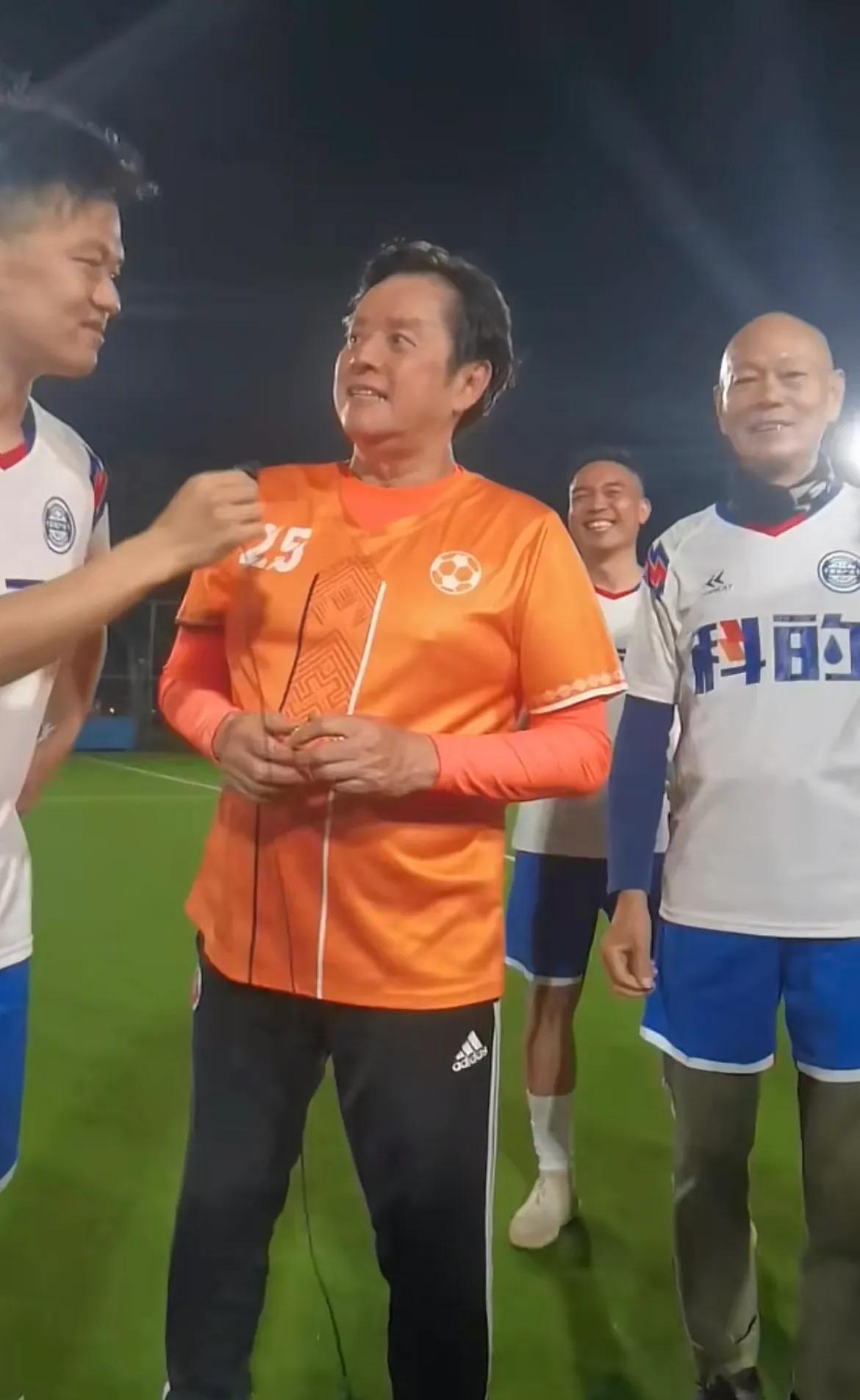 Alan Tam's recent photo exposure: the belly is as big as pregnant, how ...