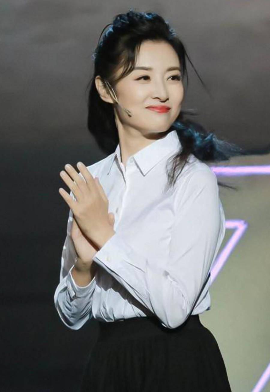 The 10 richest CCTV hosts, Dong Qing and Yang Lan are on the list, Ren ...