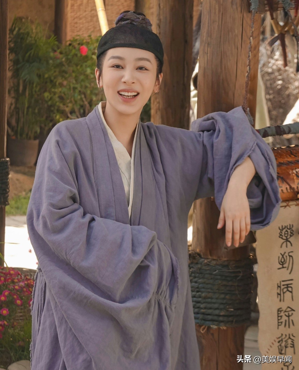Yang Zi plays a man in "Long Lovesickness". In ancient times, there was ...