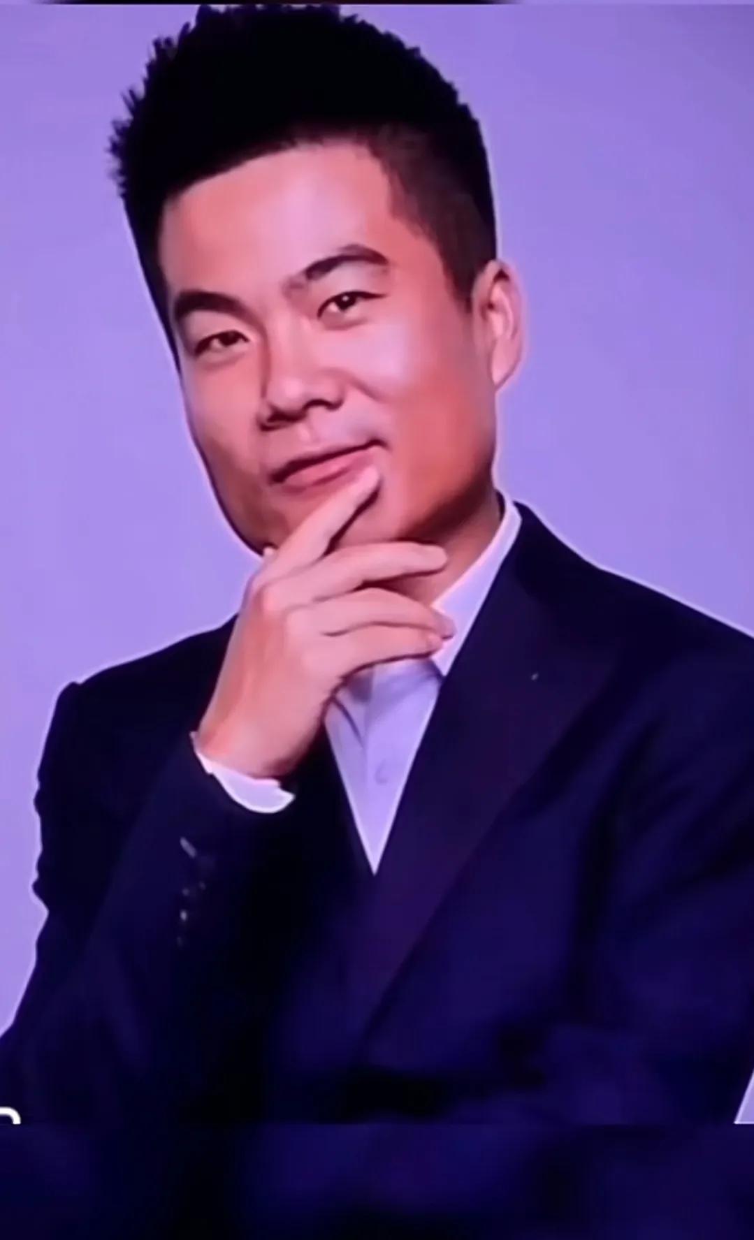 Dong Yuhui recorded "Classic Odes" hosted by CCTV Sa Beining - iNEWS