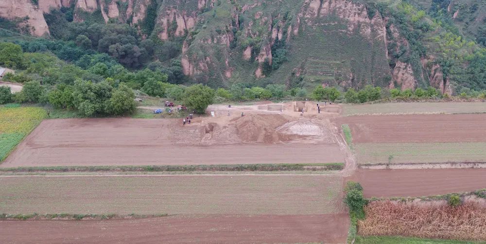 The new discovery of Shijia and Yucun ruins provides evidence for the ...