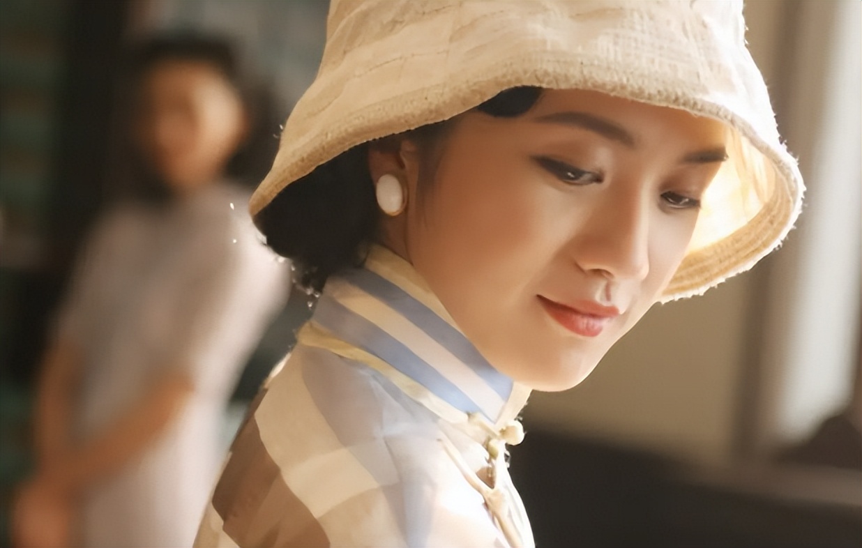 Even Zhang Ziyi is not suitable for Tang Wei's life-long role?The eyes ...