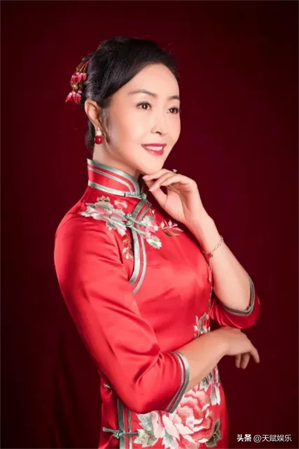 Actress Fang Xiaoli who played Sun Yan in the TV series "Workplace is a ...
