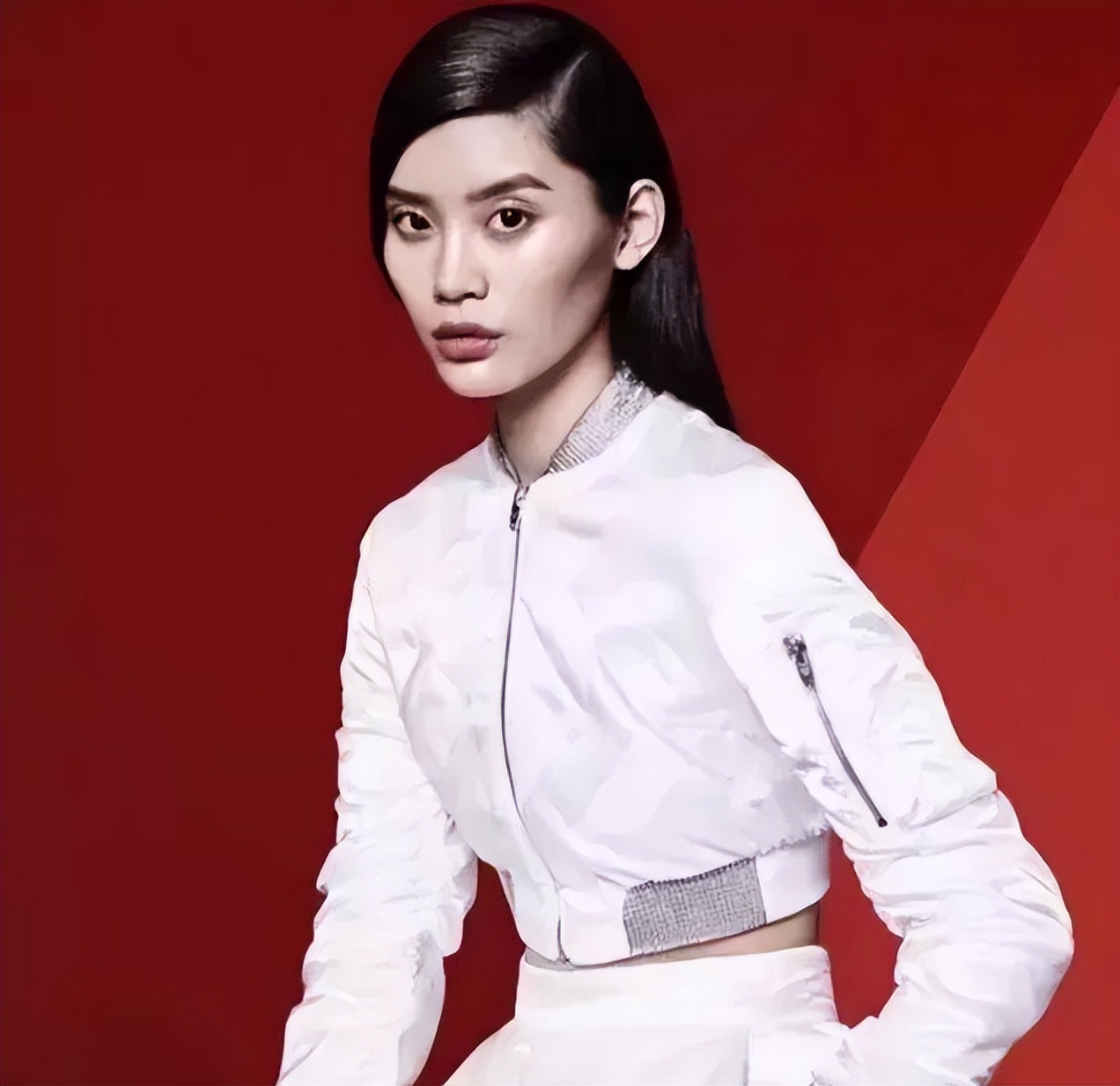 Xi Mengyao had plastic surgery? The nose is reduced, the face is filled ...