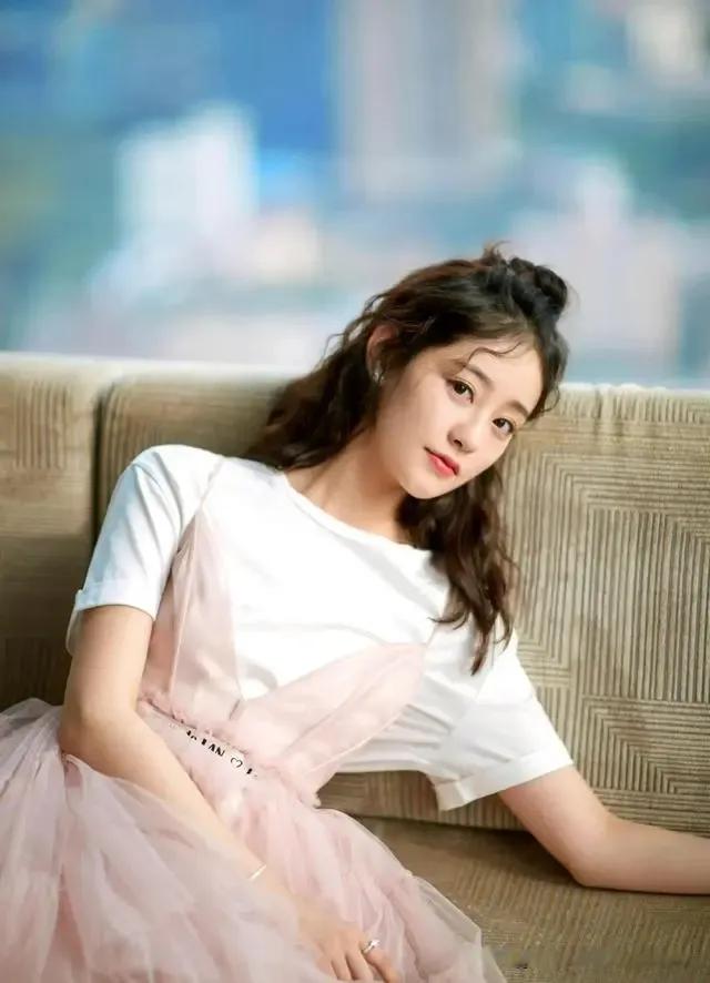 The most beautiful Zhou Zhiruo - Zhu Xudan - iNEWS