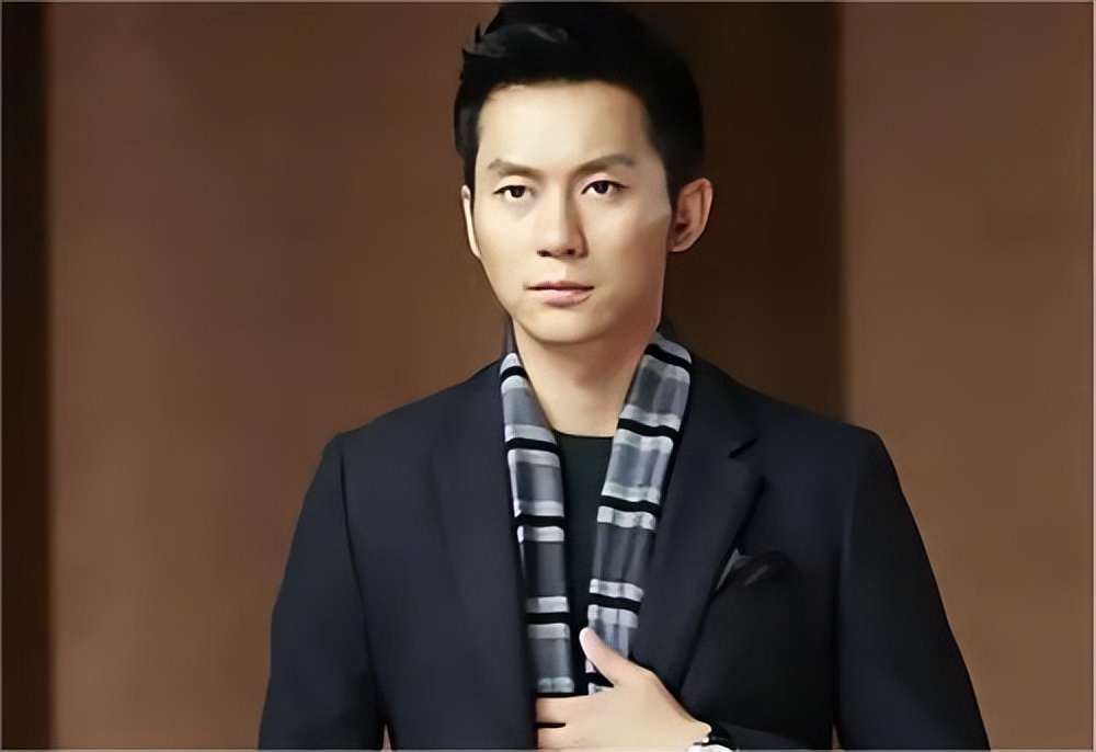 In "Let's Run", Li Chen said that Bailu Song Yuqi is a burden, which ...