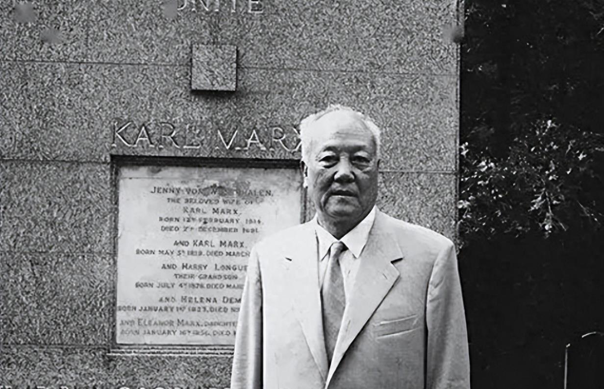 In 1949, a commander of a division of the People's Liberation Army went ...