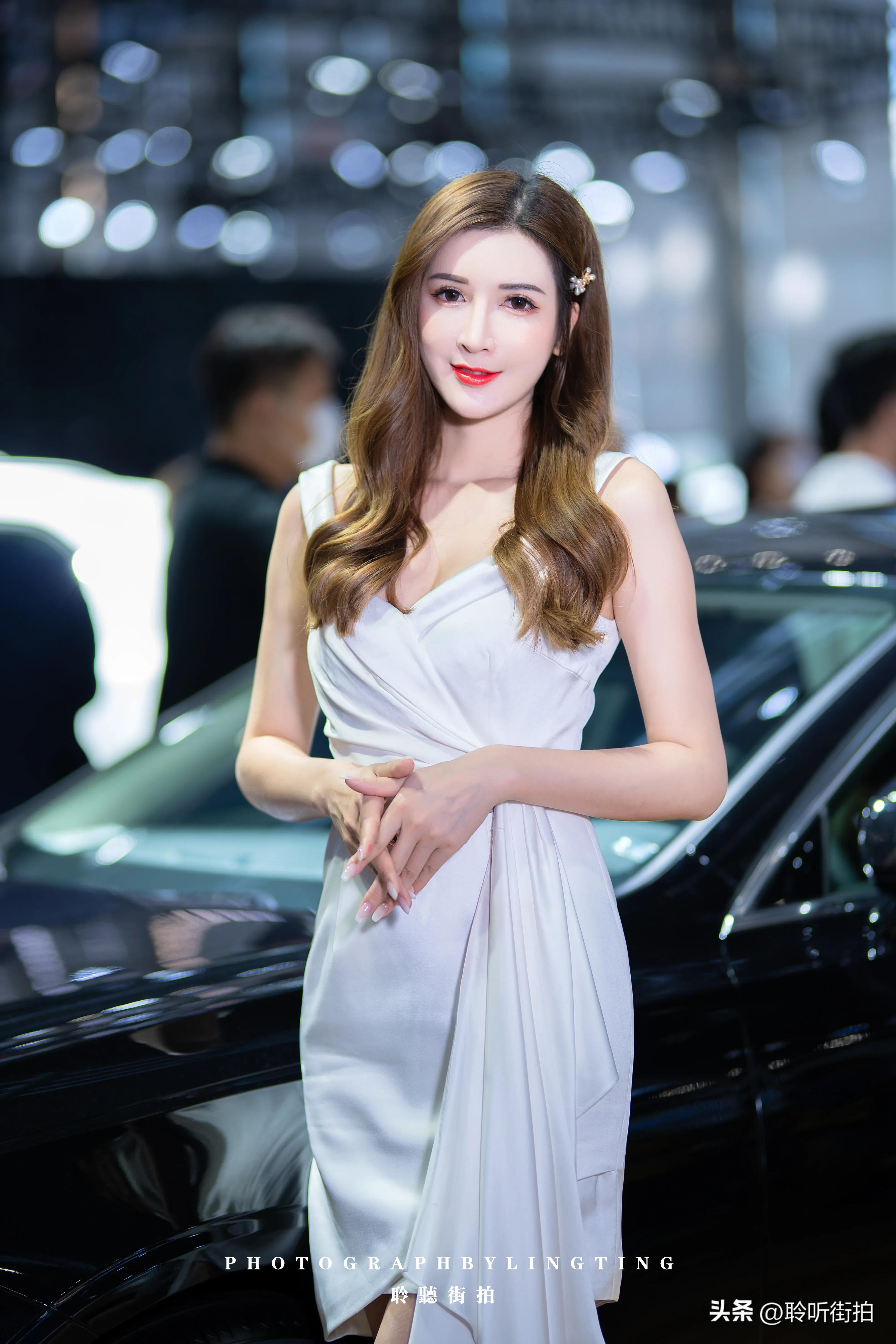 Auto show car model: Mei - iMedia