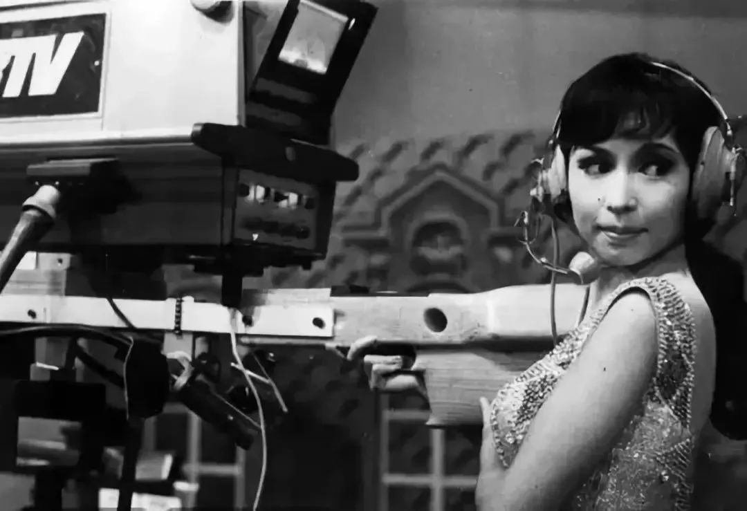 Asia's No. 1 porn star who once appeared naked, worked as a spy, and later became the mother of ...