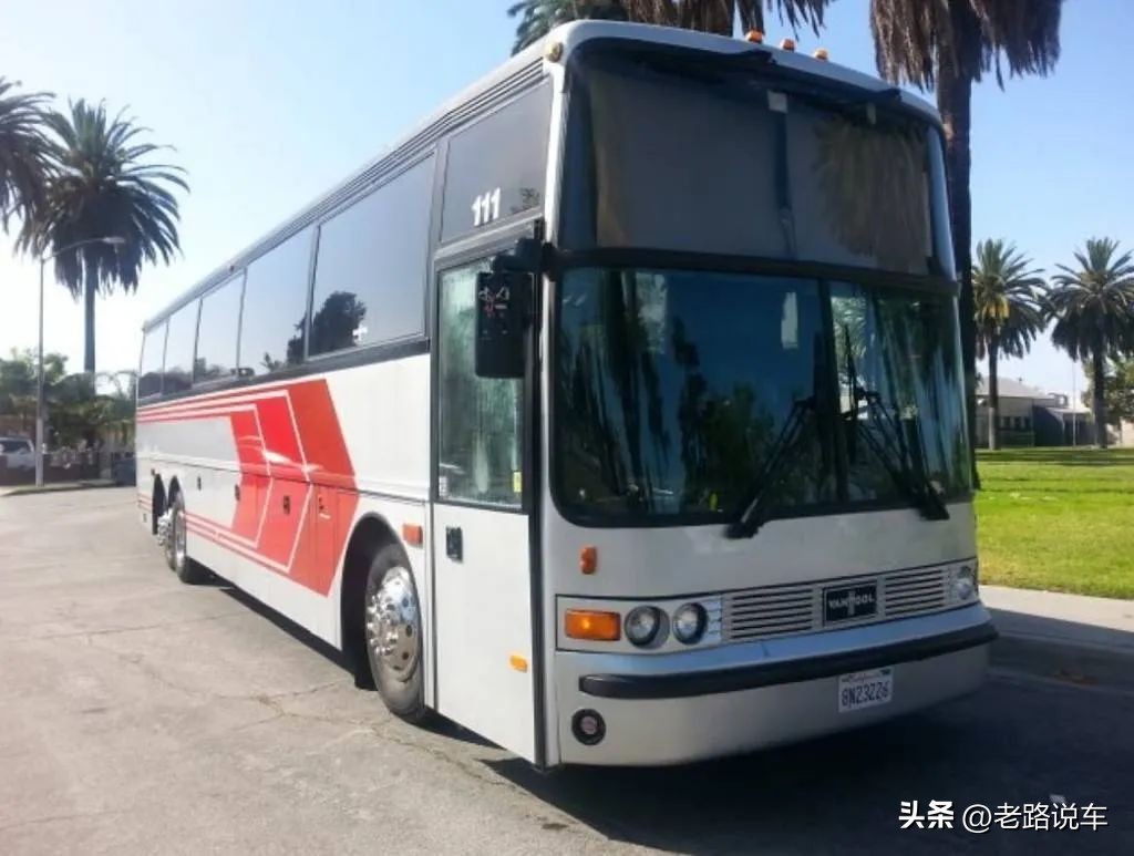 Van Hool T916 Astronef bus with mature power configuration - iMedia