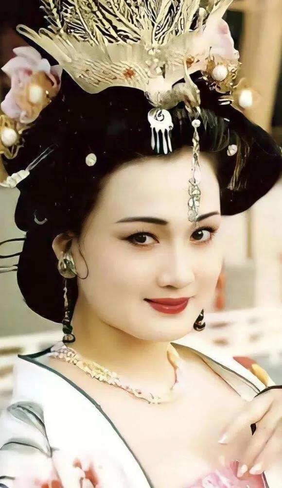 Look at Zhu Lin and Lin Fangbing, who is more beautiful - iMedia