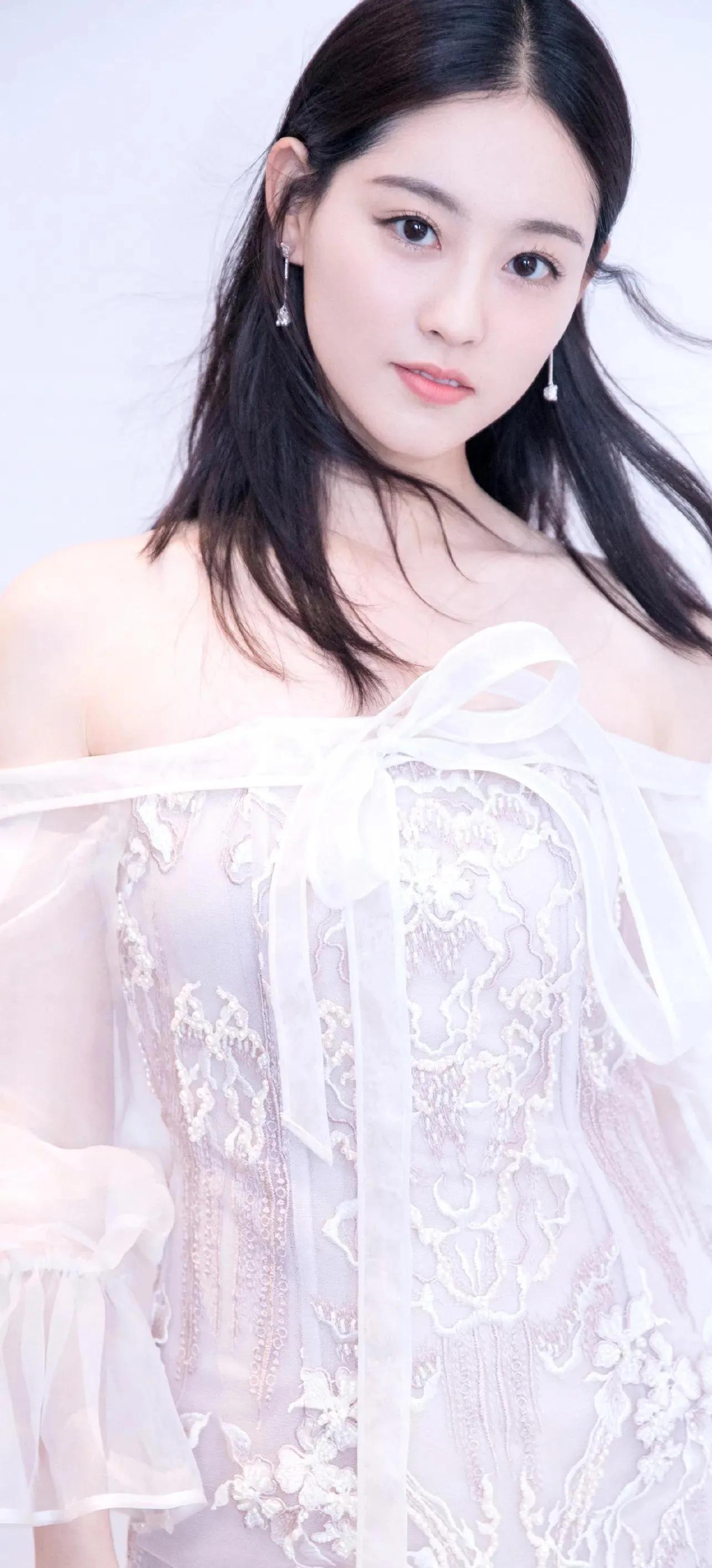 Zhu Xudan's stunning photo album - iNEWS