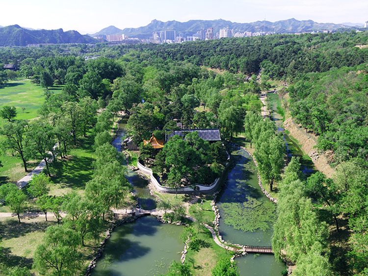 Chengde Mountain Resort, explore the exquisite scenic spots left by the ...