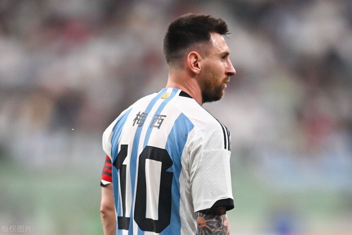 Many stars watched Messi on the spot, Joker Xue, Liu Xijun, Huo Siyan ...