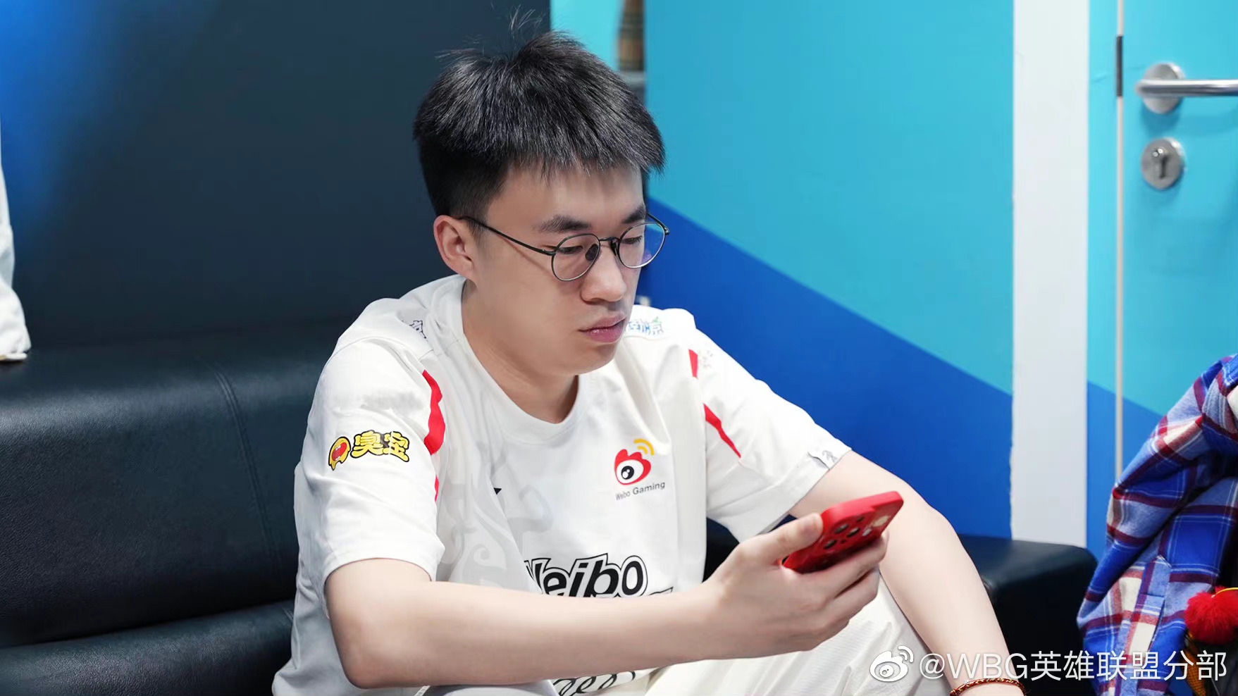 The MSI Championship Curse Begins? JDG was swept by WBG in the first game: Kanavi, what are you ...