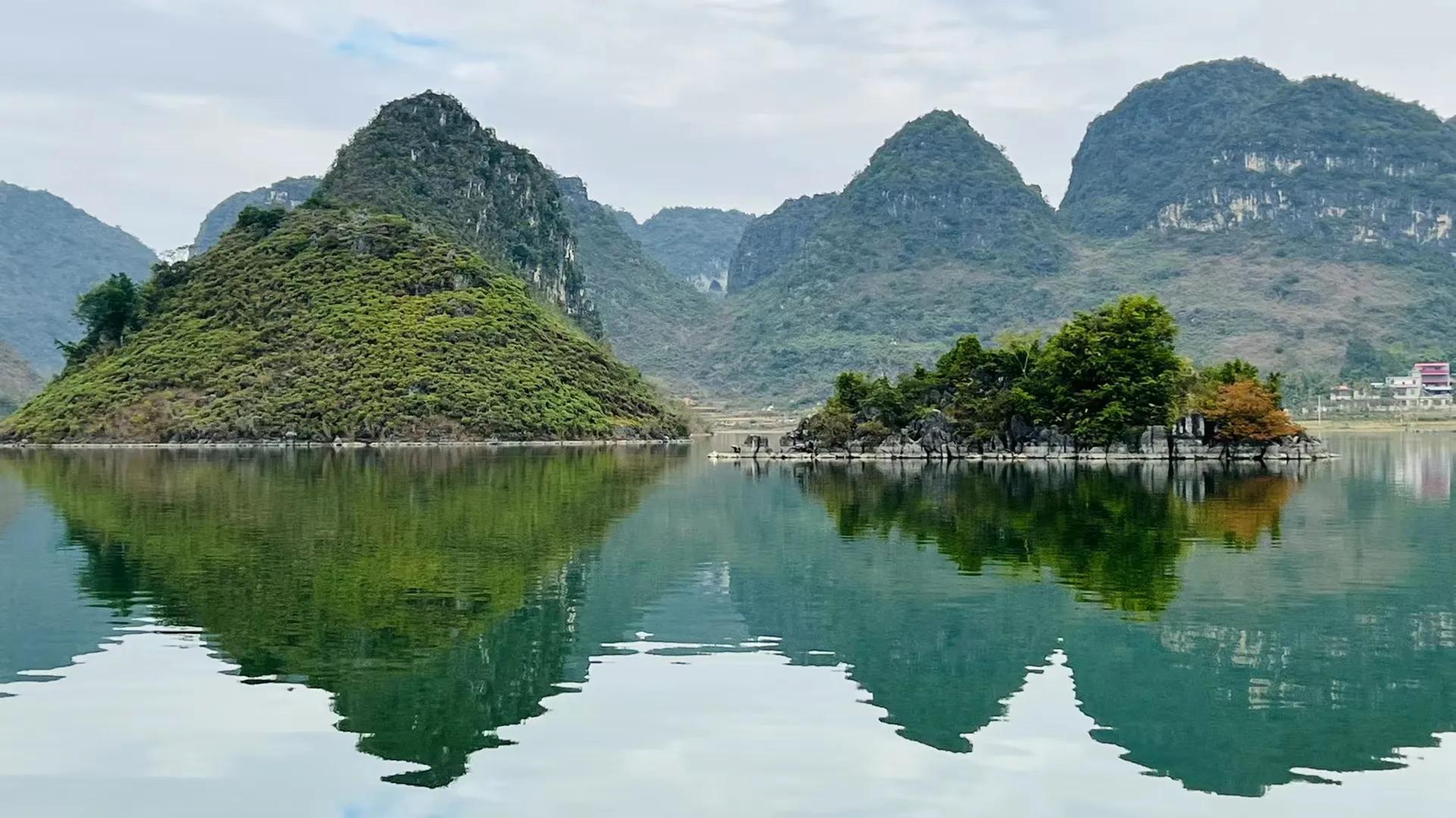 Jingxi·Quyang Lake - iNEWS