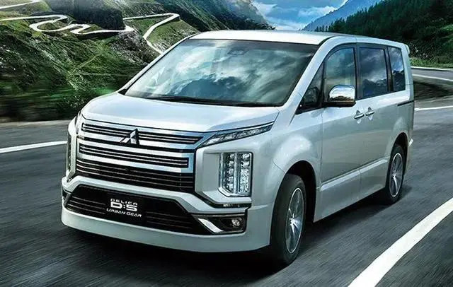 The "new flagship" of off-road MPV, 2.2T+8AT+ off-road performance, more domineering than ...