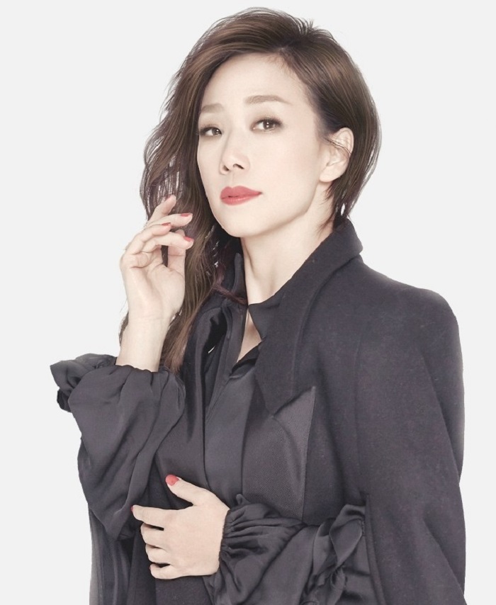 Comment on Faye Wong, Lin Yilian, Coco Lee, Zhang Huimei, Na Ying's ...