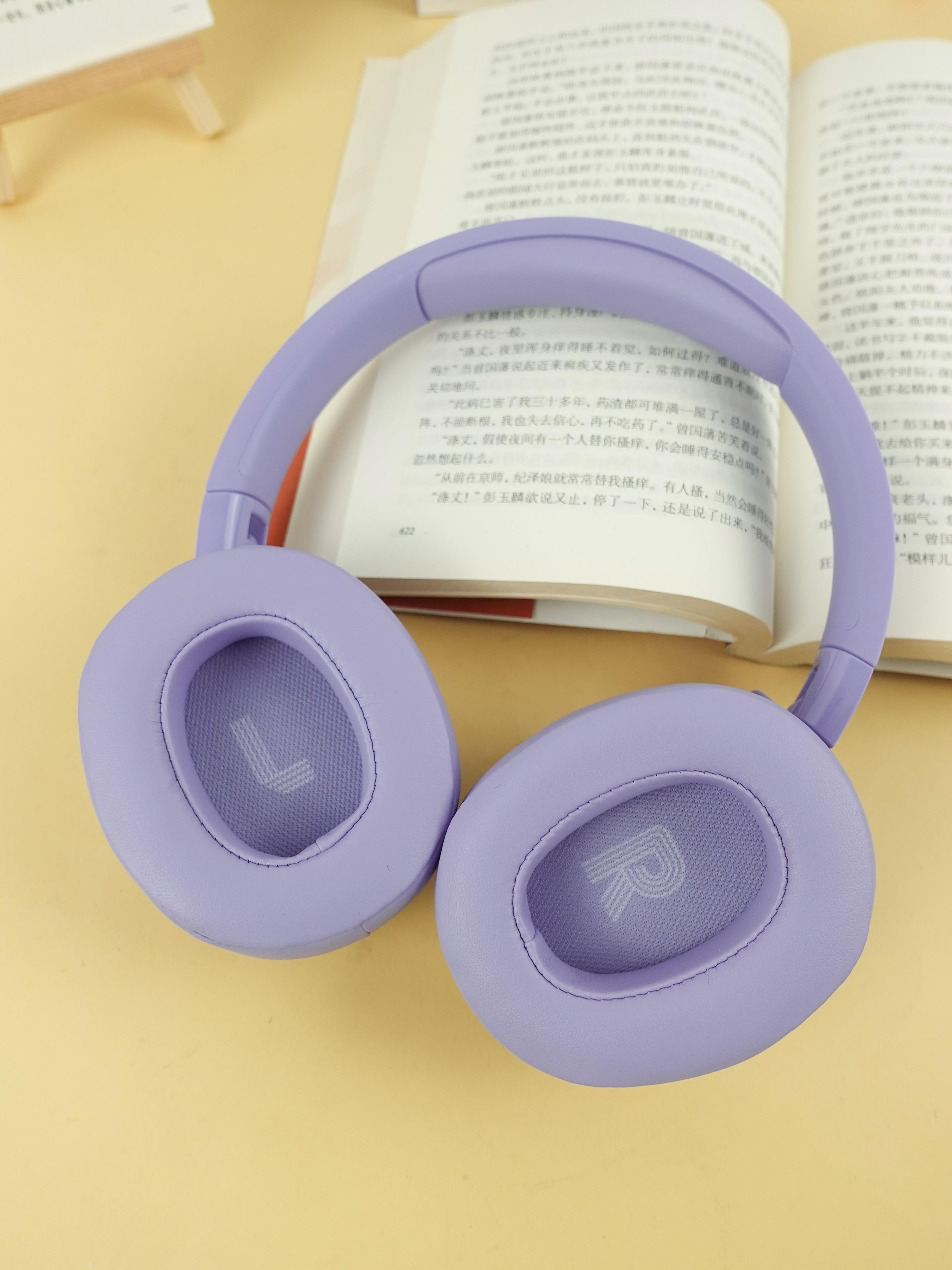 God, how did I find such a clear and comfortable over-ear bluetooth ...