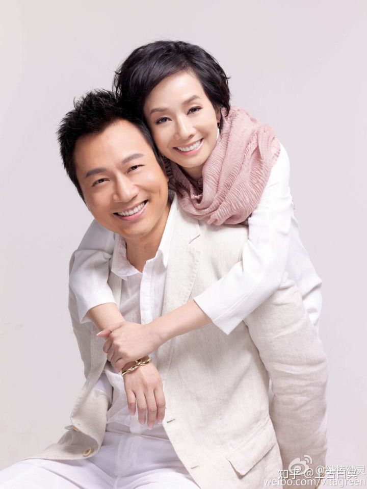 After eight years, the CCTV host Kang Hui has not changed much, you can ...