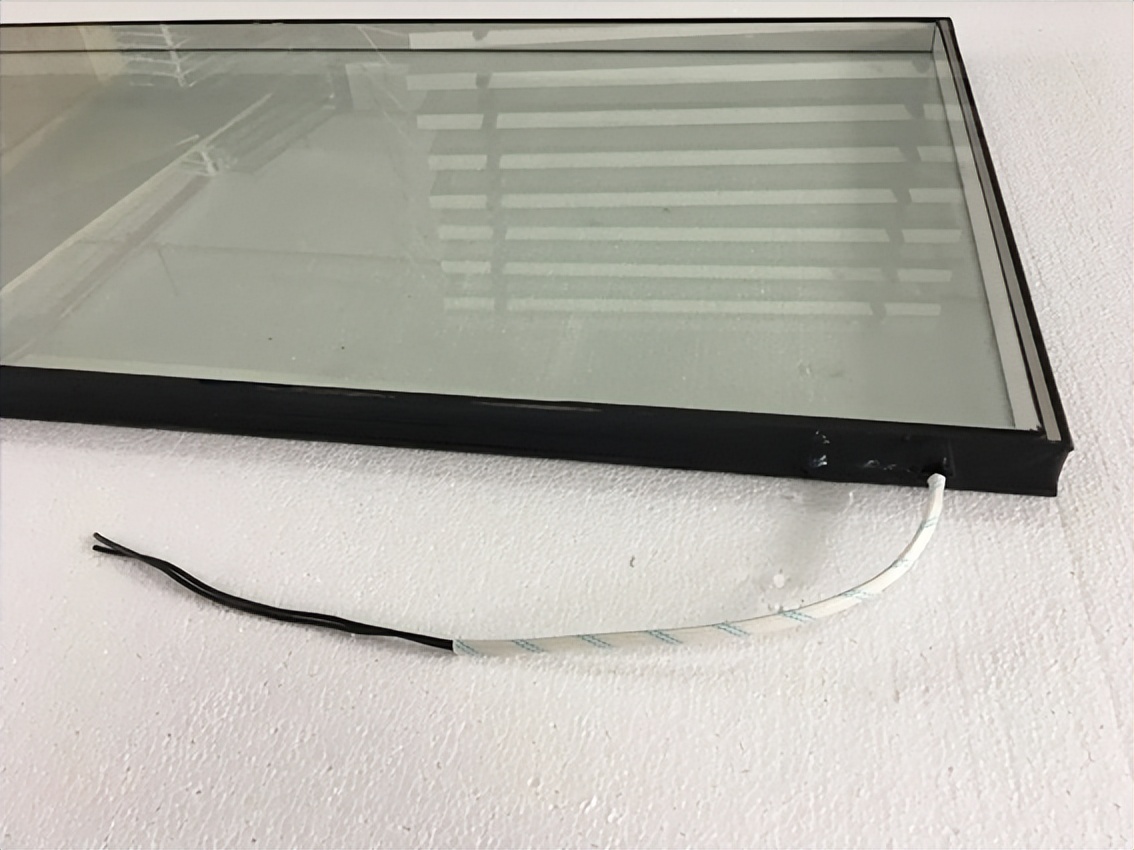 Hollow electric heating tempered glass - iNEWS