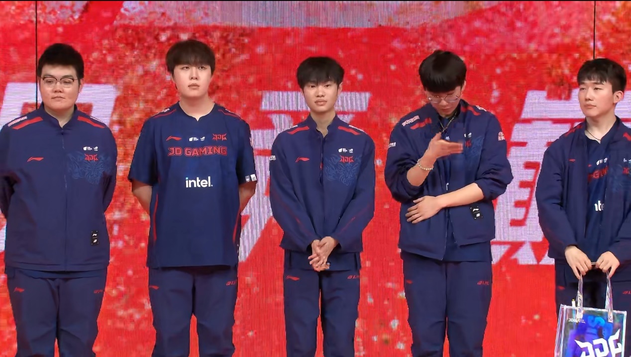 The truth about the LPL April Fool's Day incident, JDG was beaten up by the LCK, the boss worked ...