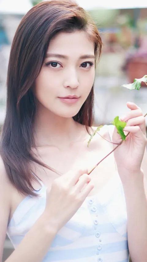 Wang Yanzhi's beautiful picture - iNEWS