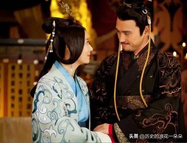 The founding emperor of the Eastern Han Dynasty, Emperor Guangwu of Han Dynasty Liu Xiu, and his ...