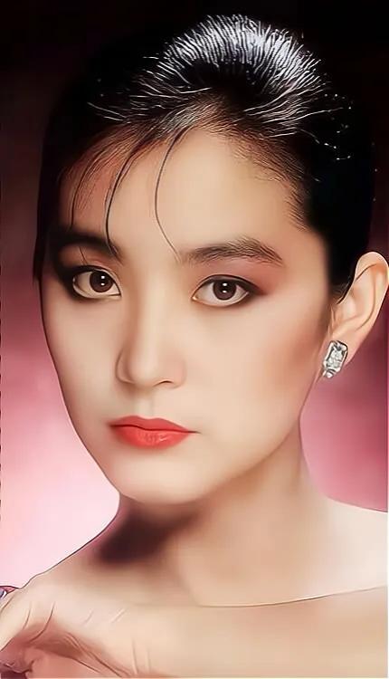 Look how beautiful Lin Qingxia was when she was young - iNEWS