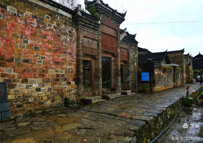 The ancient village of Han Dynasty is piled up with red stones, and ...